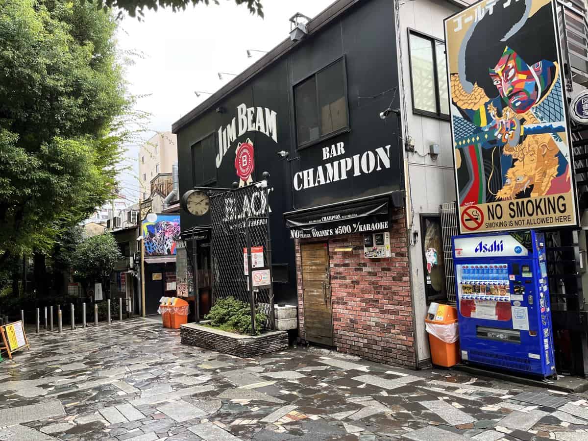 Ultimate Guide to Visit Golden Gai - Explore Tokyo's Vibrant Nightlife