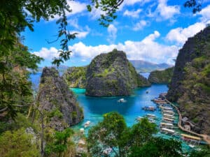 Coron – Dive one of the best wreck dive sites in the world